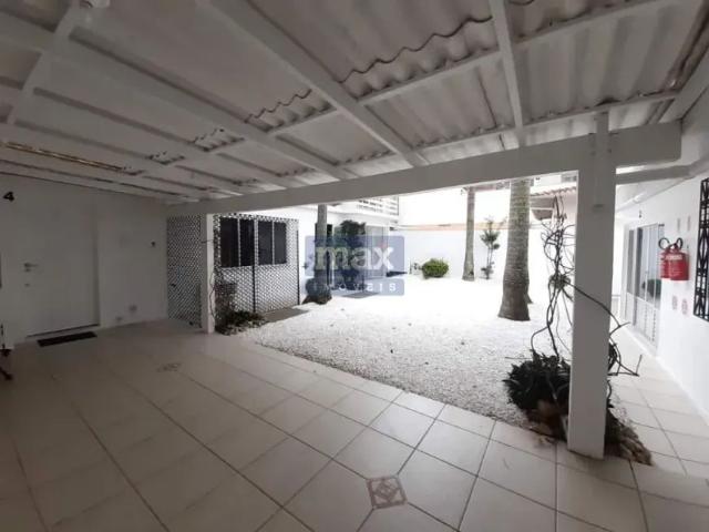 Apartamento com 1 Quarto para alugar, 35m² Centro