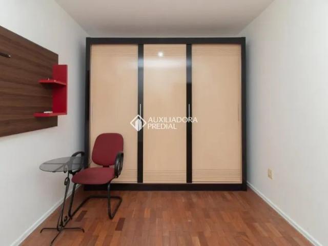 Apartamento com 1 Quarto para alugar, 42m² Menino Deus