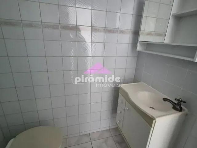 Apartamento com 1 Quarto para alugar, 43m² Centro