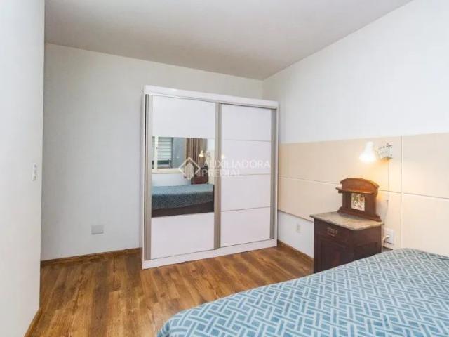 Apartamento com 1 Quarto para alugar, 47m² Petrópolis