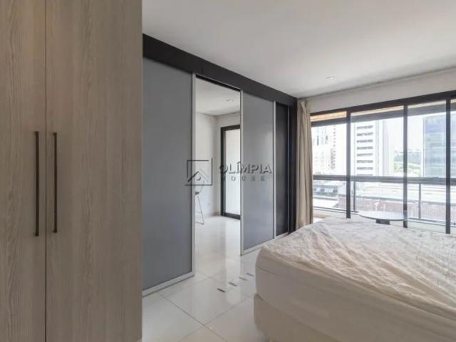 Apartamento com 1 Quarto para alugar, 70m² Vila Olímpia