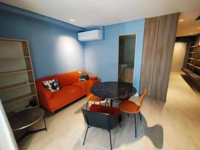 Apartamento com 1 Quarto para alugar, 97m² Centro