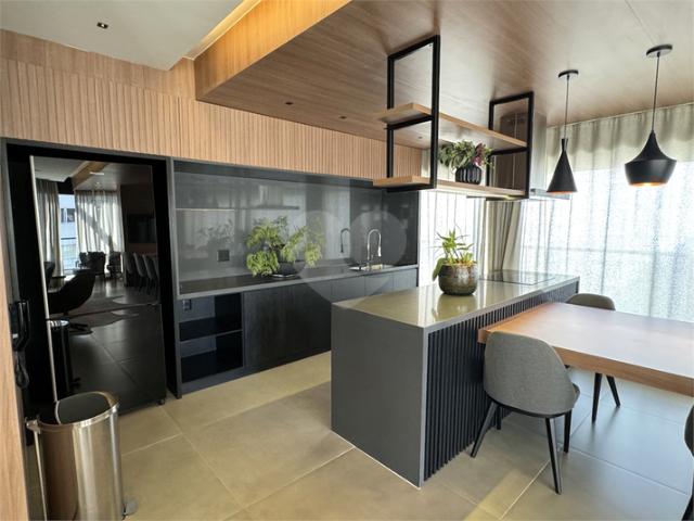 Apartamento com 1 quarto para alugar em Itaim Bibi SP
