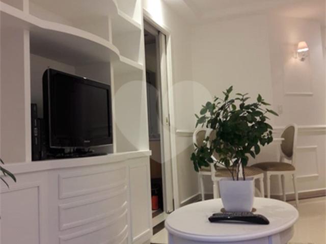Apartamento com 1 quarto para alugar em Moema SP