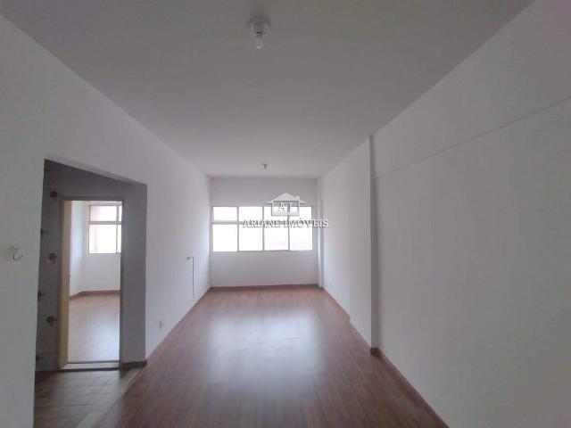 Apartamento com 1 quarto para alugar no bairro Centro, 59m²