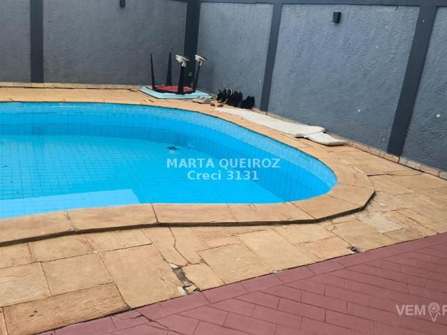 Apartamento com 1 Quarto para Alugar por R$ 1.300/mês