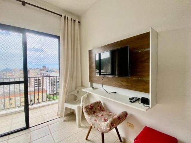 Apartamento com 1 quarto, varanda e 1 vaga à venda em Enseada, Guarujá