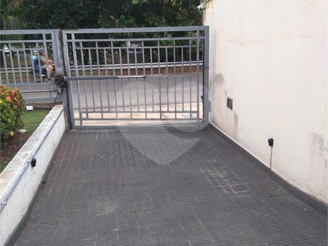 Apartamento com 1 quartos à venda em Cambuí SP