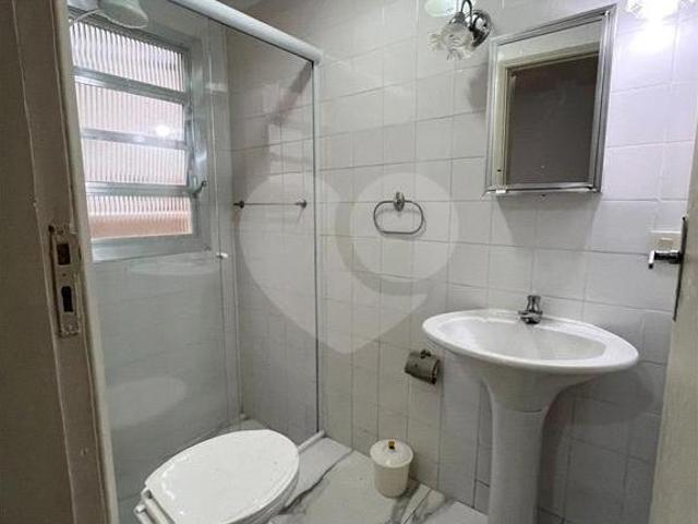 Apartamento com 1 quartos à venda em Enseada SP
