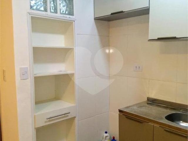 Apartamento com 1 quartos à venda em Sé SP
