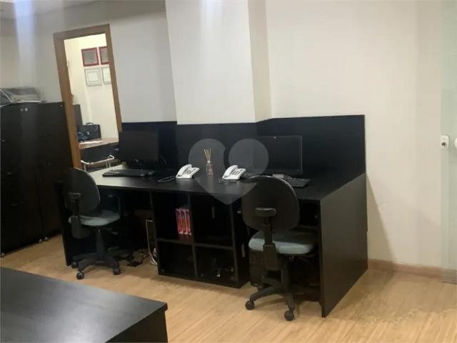 Apartamento com 1 quartos à venda ou para locação em Bela Vista SP