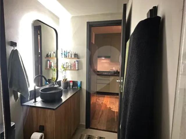 Apartamento com 1 quartos à venda em Campo Belo SP