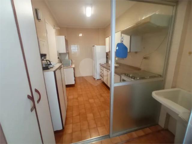 Apartamento com 1 quartos à venda em Enseada SP