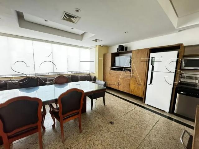 Apartamento com 1 suíte e 2 vagas de garagem no Jardim Paulista para locação