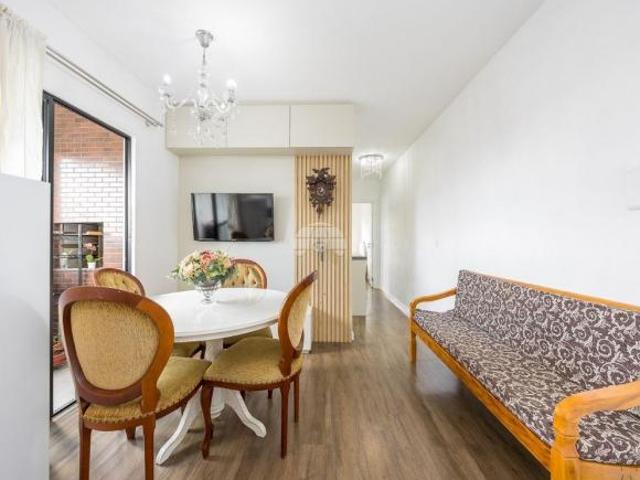 Apartamento com 1 Suíte, 1 Quarto e Vaga de Garagem no Portão
