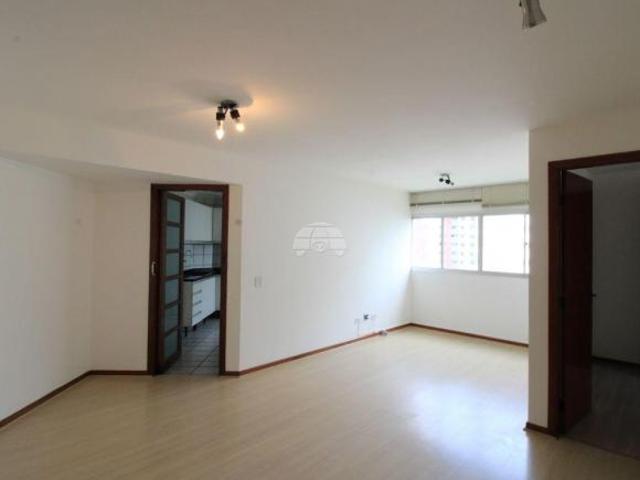 Apartamento com 1 Suíte, 2 Quartos e Vaga de Garagem no Bigorrilho
