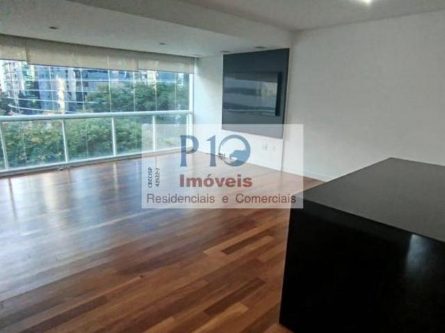 Apartamento com 1 suíte 2 vagas a venda no Itaim Bibi