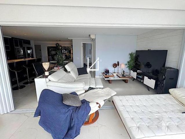Apartamento com 1 Suíte, 2 Vagas para Venda ou Locação, 84m² Pinheiros