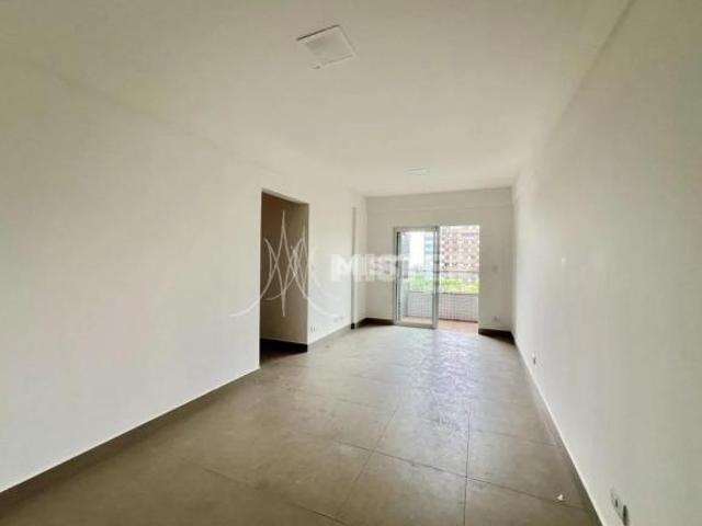 APARTAMENTO COM 1 SUÍTE E 1 QUARTO NA ZONA 07 EM MARINGÁ PR