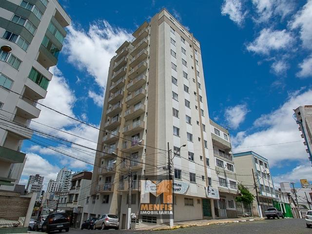 Apartamento com 1 suíte e 2 quartos no Centro