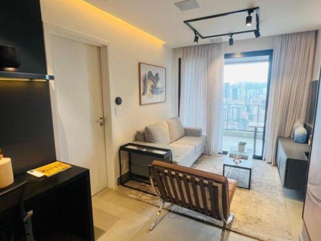 Apartamento com 1 suite em edifício moderno à venda em Boqueirão
