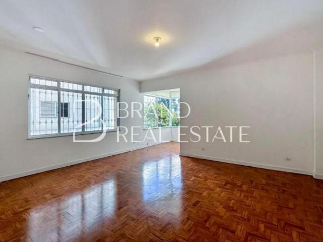 Apartamento com 204.0 m², à venda no bairro Higienópolis