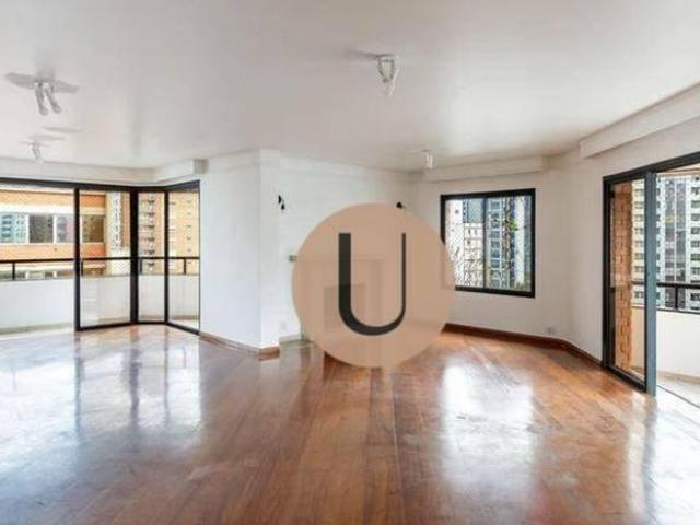 Apartamento com 204m² no Itaim Bibi SP