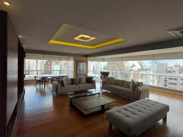 Apartamento com 205 m² e 4 quartos à venda, Jardim Paulista