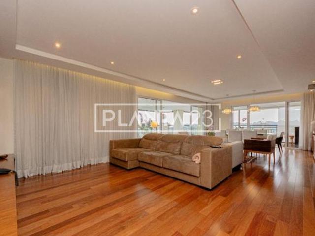 Apartamento com 208 m², 3 quartos sendo 3 suítes à venda no bairro Alto da Boa Vista