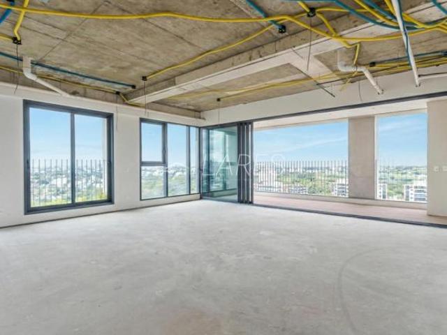 Apartamento com 208 m², 3 quartos sendo 3 suítes à venda no bairro Ecoville