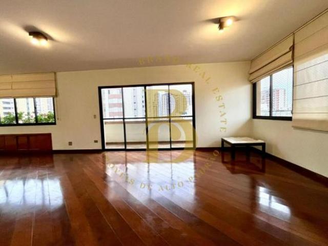 Apartamento com 200 m², 3 quartos sendo 3 suítes à venda no bairro Vila Mariana