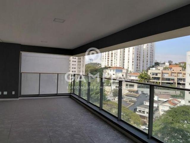 Apartamento com 200 m² em Perdizes 4 dormitórios, 2 suítes, 3 vagas