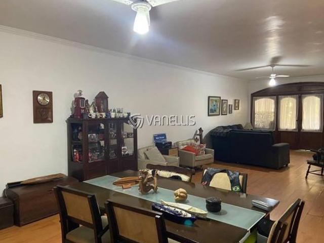 APARTAMENTO COM 200,00 m² BOQUEIRAO SANTOS SP
