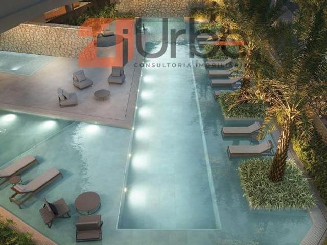 Apartamento com 200m², 2 vagas à venda, no Alto de Pinheiros