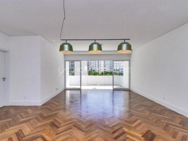 Apartamento com 202.0 m², à venda no bairro Higienópolis