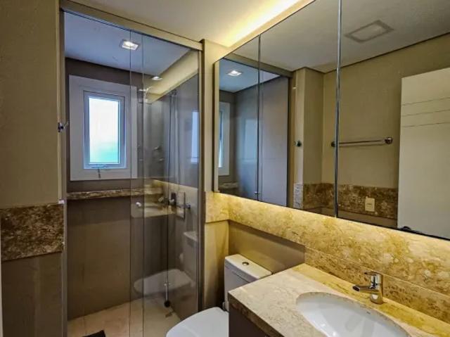 Apartamento com 202m², 3 suítes, lareira, churrasqueira, 3 vagas, infraestrutura