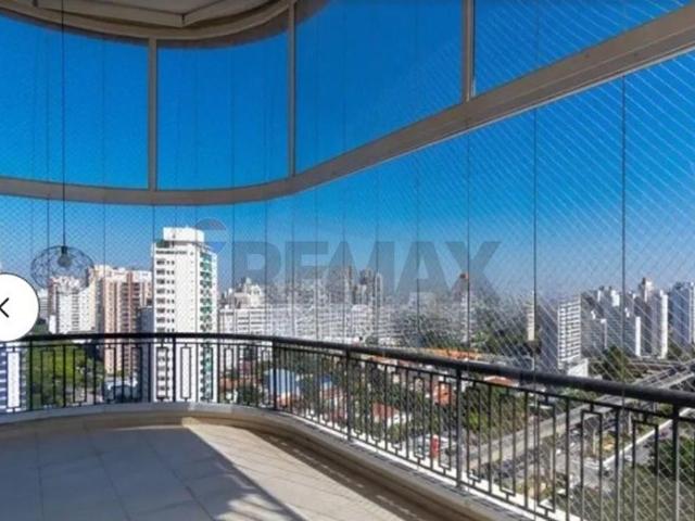 Apartamento com 216 metros no Campo Belo 3 dorm 3 suites 3 vagas