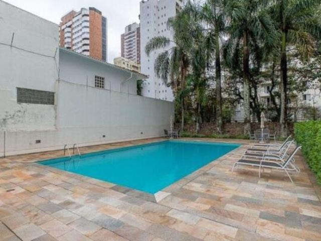 Apartamento com 212m² de área útil, 3 vagas, 3 suítes
