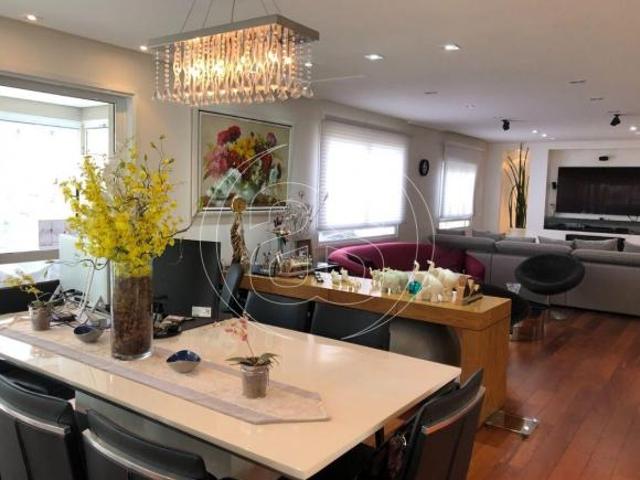 Apartamento com 213m² á venda em Paraíso