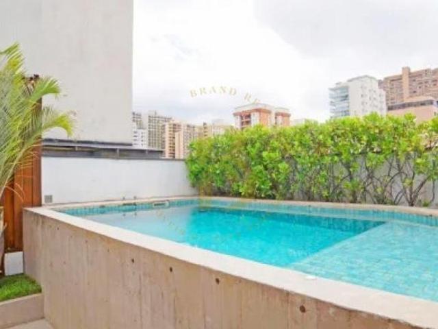 Apartamento com 229 m², 2 quartos sendo 1 suíte à venda no bairro Pompéia
