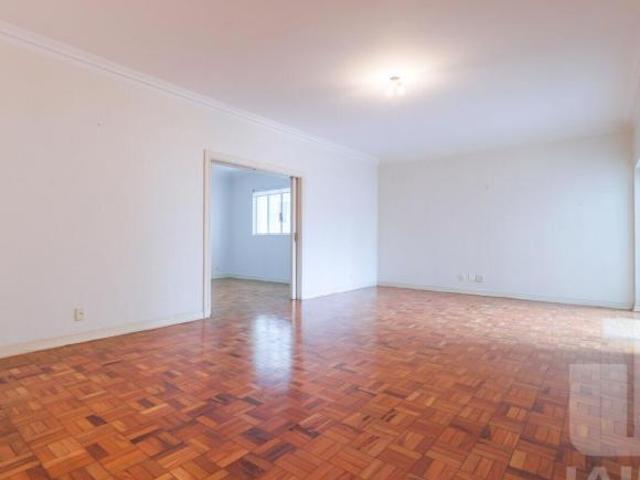 Apartamento com 229m² 02 dormitórios 01 suítes e 02 vagas