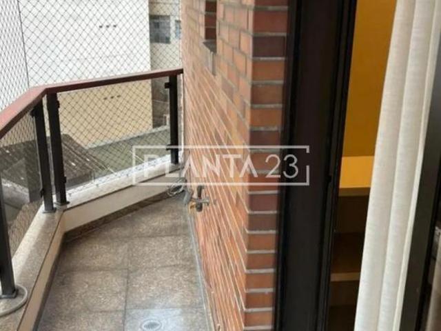 Apartamento com 220 m², 3 quartos sendo 3 suítes à venda no bairro Itaim Bibi
