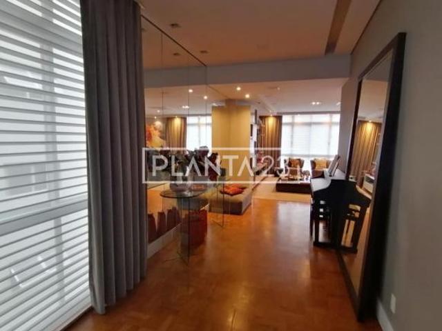 Apartamento com 220 m², 4 quartos sendo 3 suítes à venda no bairro Higienópolis