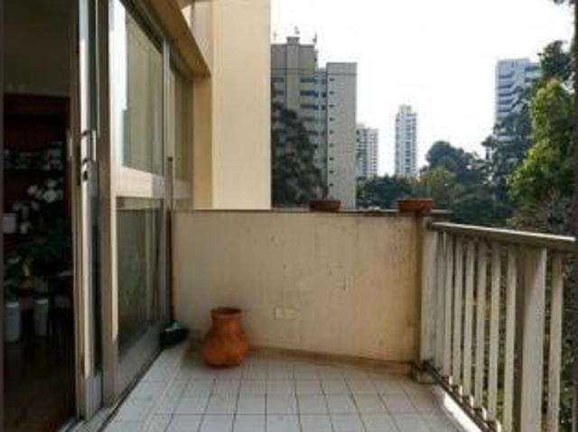 Apartamento com 221 m² em Vila Sônia!