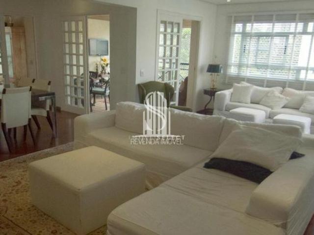 APARTAMENTO COM 223M² QUATRO QUARTOS QUATRO SUÍTES, QUATRO BANHEIROS E QUATRO VAGAS Á VENDA NO MOR