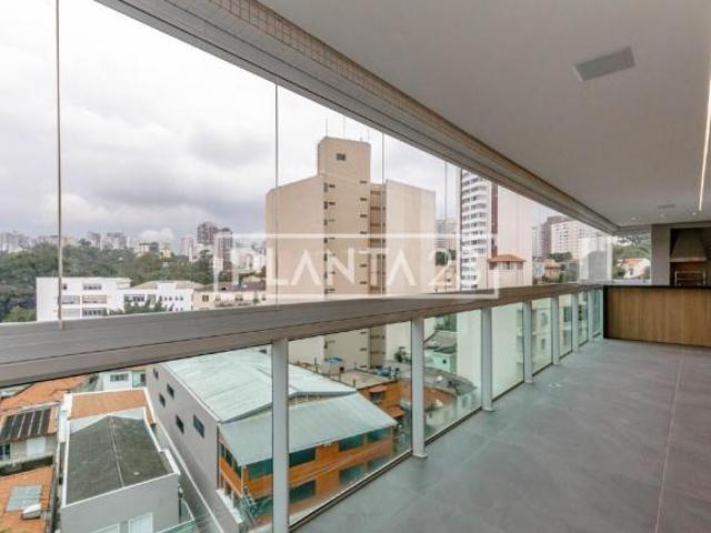 Apartamento com 234 m², 3 quartos sendo 2 suítes à venda no bairro Aclimação