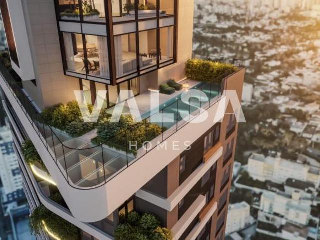 Apartamento com 234.6 m², 3 quartos sendo 3 suítes à venda no bairro Bigorrilho