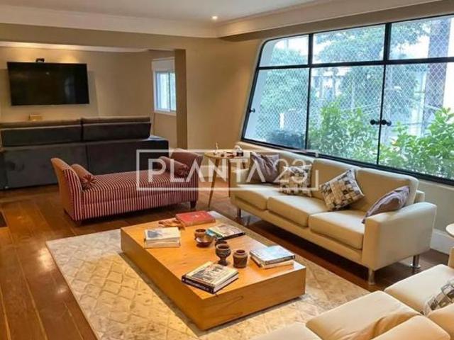 Apartamento com 244 m², 3 suítes e 3 vagas à venda no bairro Jardim Paulista