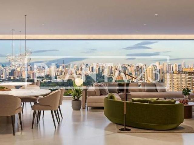 Apartamento com 240 m², 3 quartos sendo 3 suítes à venda no bairro Moema