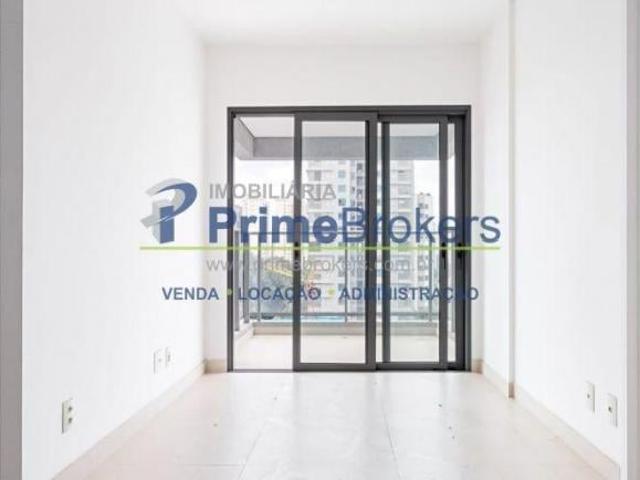 Apartamento com 24 a.u Varanda Moema. São Paulo